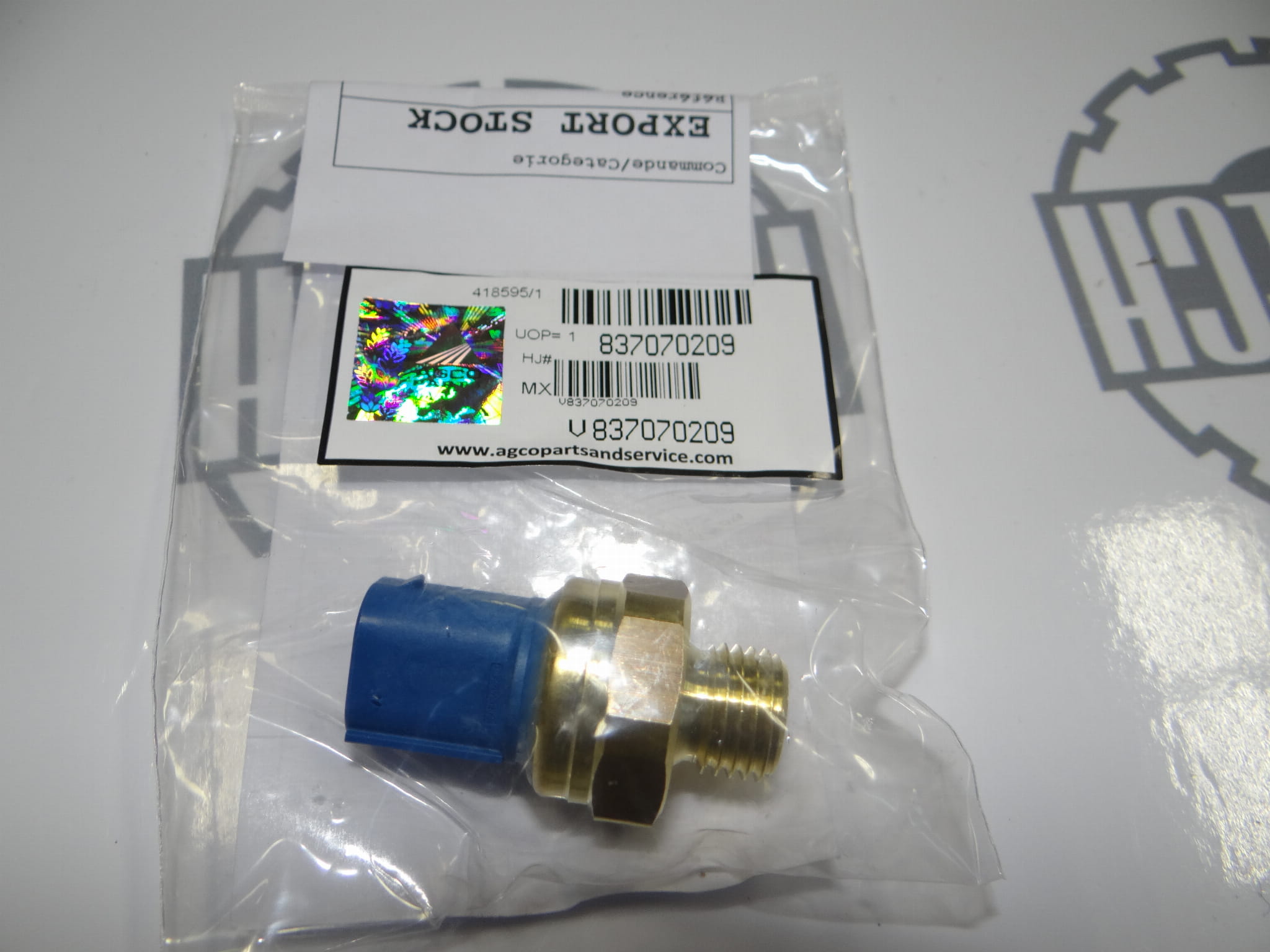 Czujnik ciśnienia - V837070209 - PoltechParts części do maszyn rolniczych!